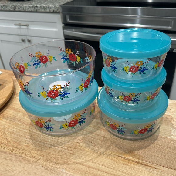 The Pioneer Woman | Kitchen | Pioneer Women Birthday Spring Floral ...